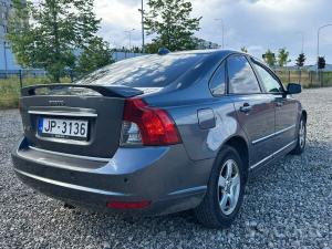 Серый Вольво С40 2008 в Рига, объемом двигателя 1.60 л и пробегом 202 тыс. км за 2000 €, фото 6 на AUTOMOTO.COM.LV