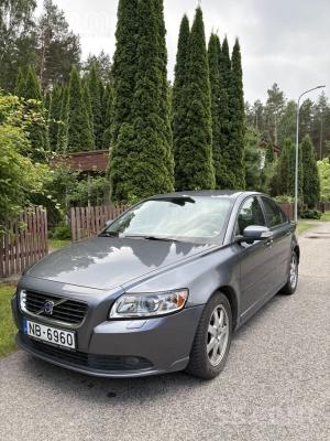 Grey Volvo S40 2008 in Riga, with an engine capacity of 2.00 L and mileage of 269 thousand km for 2700 €, photo  on AUTOMOTO.COM.LV
