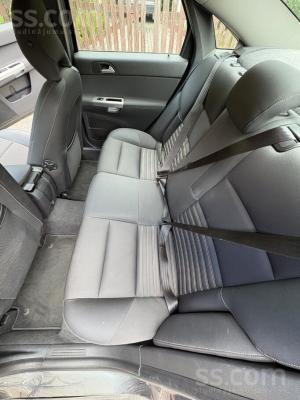 Pelēks Volvo S40 2008 Rīga, ar dzinēja tilpumu 2.00 L un nobraukumu 269 tūkst. km par 2700 €, foto 7 vietnē AUTOMOTO.COM.LV