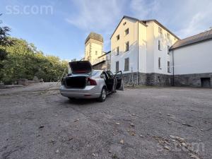 Pelēks Volvo S40 2008 Gulbene, ar dzinēja tilpumu 1.60 L un nobraukumu 300 tūkst. km par 2690 €, foto 7 vietnē AUTOMOTO.COM.LV