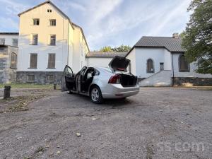 Pelēks Volvo S40 2008 Gulbene, ar dzinēja tilpumu 1.60 L un nobraukumu 300 tūkst. km par 2690 €, foto 8 vietnē AUTOMOTO.COM.LV