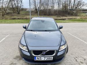 Pelēks Volvo S40 2009 Rēzekne, ar dzinēja tilpumu 1.60 L un nobraukumu 0 tūkst. km par 2500 €, foto 1 vietnē AUTOMOTO.COM.LV