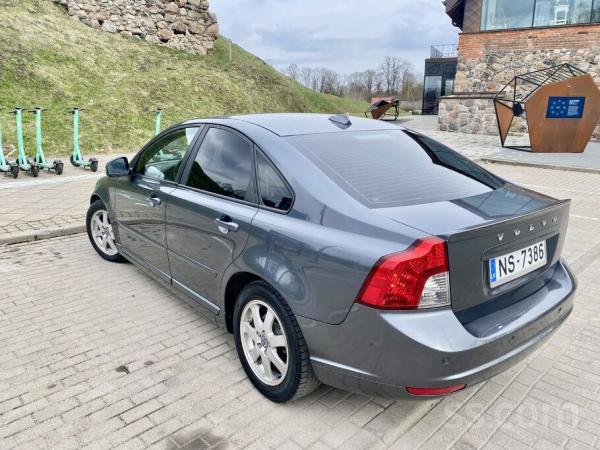 Pelēks Volvo S40 2009 Rēzekne, ar dzinēja tilpumu 1.60 L un nobraukumu 0 tūkst. km par 3650 €, foto 8 vietnē AUTOMOTO.COM.LV