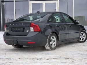Grey Volvo S40 2009 in Vilnius, with an engine capacity of 1.56 L and mileage of 286 thousand km for 3980 €, photo 5 on AUTOMOTO.COM.LV