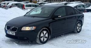Grey Volvo S40 2009 in Tallinn, with an engine capacity of 1.60 L and mileage of 290 thousand km for 2499 €, photo 4 on AUTOMOTO.COM.LV