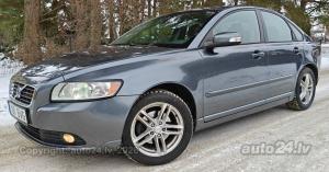 Grey Volvo S40 2009 in Tartu, with an engine capacity of 1.60 L and mileage of 252 thousand km for 2790 €, photo  on AUTOMOTO.COM.LV