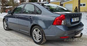 Grey Volvo S40 2009 in Tartu, with an engine capacity of 1.60 L and mileage of 252 thousand km for 2790 €, photo 4 on AUTOMOTO.COM.LV