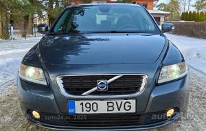 Grey Volvo S40 2009 in Tartu, with an engine capacity of 1.60 L and mileage of 252 thousand km for 2790 €, photo 7 on AUTOMOTO.COM.LV
