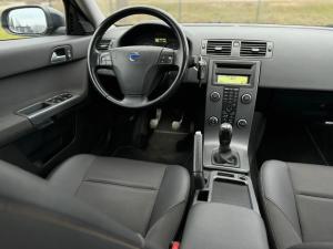 Серый Вольво С40 2009 в Рига, объемом двигателя 1.60 л и пробегом 292 тыс. км за 4290 €, фото 11 на AUTOMOTO.COM.LV
