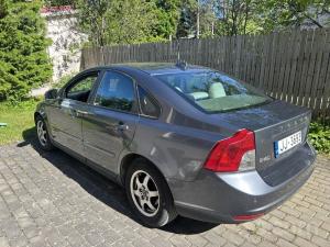 Pelēks Volvo S40 2009 Jūrmala, ar dzinēja tilpumu 1.60 L un nobraukumu 232 tūkst. km par 1300 €, foto 3 vietnē AUTOMOTO.COM.LV