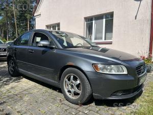 Pelēks Volvo S40 2009 Jūrmala, ar dzinēja tilpumu 1.60 L un nobraukumu 232 tūkst. km par 1300 €, foto 4 vietnē AUTOMOTO.COM.LV