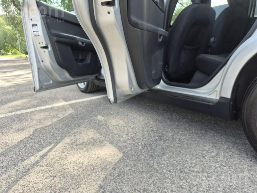 Grey Volvo S40 2009 in Riga, with an engine capacity of 1.60 L and mileage of 180 thousand km for 3500 €, photo 17 on AUTOMOTO.COM.LV