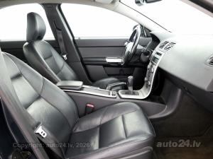 Pelēks Volvo S40 2009 Tallina, ar dzinēja tilpumu 1.60 L un nobraukumu 249 tūkst. km par 2299 €, foto 7 vietnē AUTOMOTO.COM.LV