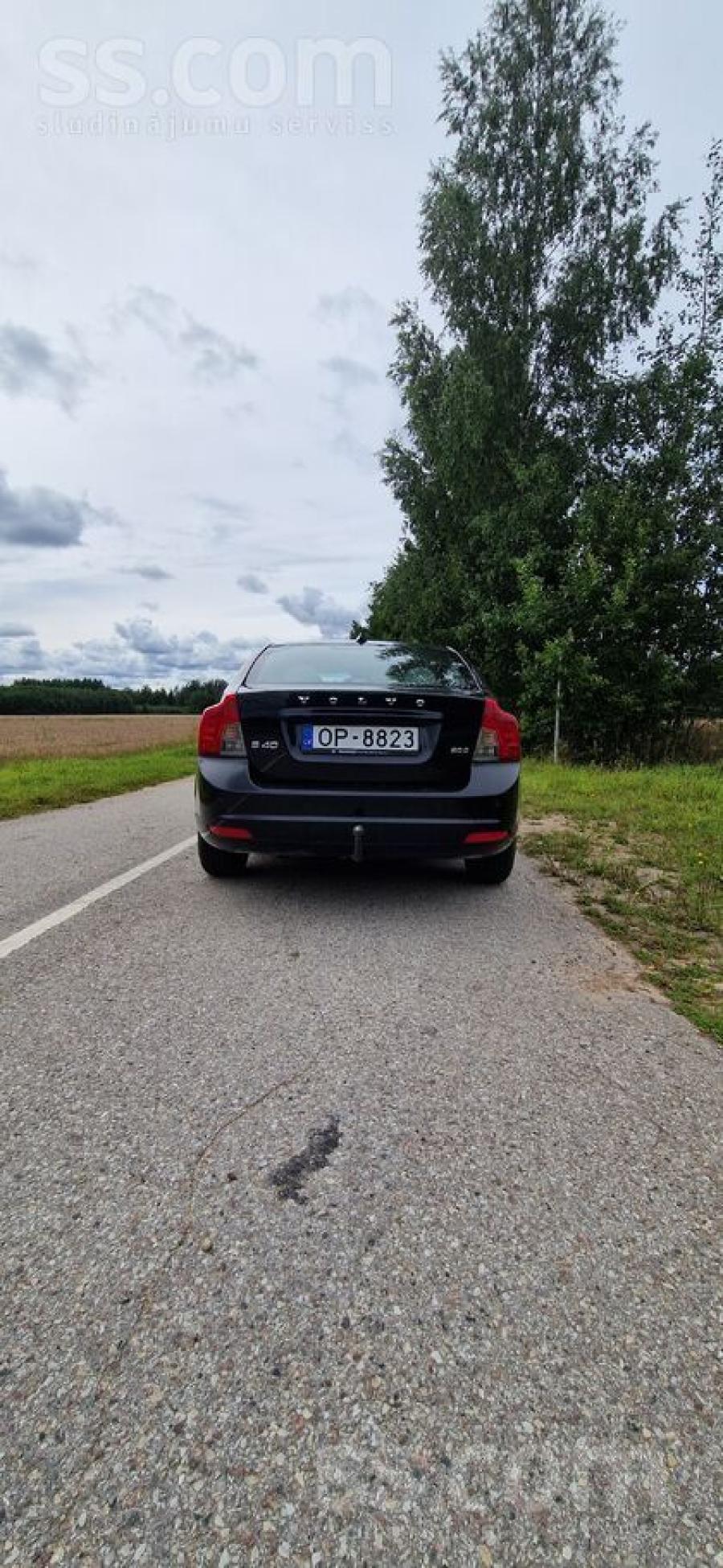 Pelēks Volvo S40 2009 Valmiera, ar dzinēja tilpumu 2.00 L un nobraukumu 304 tūkst. km par 3900 €, foto 5 vietnē AUTOMOTO.COM.LV