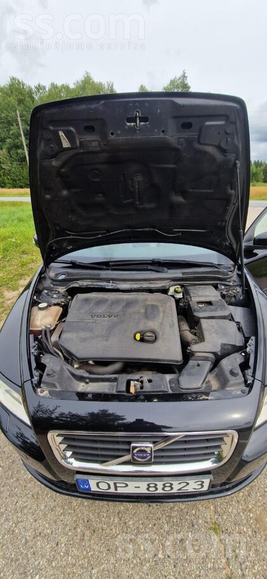 Pelēks Volvo S40 2009 Valmiera, ar dzinēja tilpumu 2.00 L un nobraukumu 304 tūkst. km par 3900 €, foto 11 vietnē AUTOMOTO.COM.LV