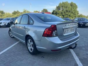 Grey Volvo S40 2010 in Taurage, with an engine capacity of 1.60 L and mileage of 226 thousand km for 3150 €, photo 4 on AUTOMOTO.COM.LV