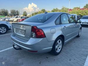 Grey Volvo S40 2010 in Taurage, with an engine capacity of 1.60 L and mileage of 226 thousand km for 3150 €, photo 11 on AUTOMOTO.COM.LV