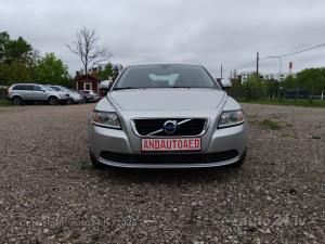 Pelēks Volvo S40 2011 Tallina, ar dzinēja tilpumu 1.60 L un nobraukumu 200 tūkst. km par 4999 €, foto 10 vietnē AUTOMOTO.COM.LV