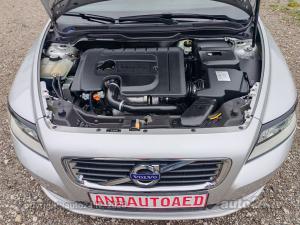 Pelēks Volvo S40 2011 Tallina, ar dzinēja tilpumu 1.60 L un nobraukumu 200 tūkst. km par 4999 €, foto 16 vietnē AUTOMOTO.COM.LV