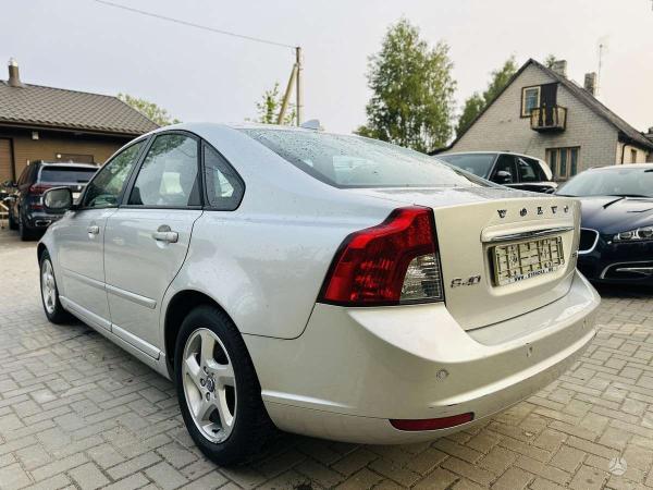 Pelēks Volvo S40 2012 Kauņa, ar dzinēja tilpumu 1.56 L un nobraukumu 151 tūkst. km par 4750 €, foto 6 vietnē AUTOMOTO.COM.LV
