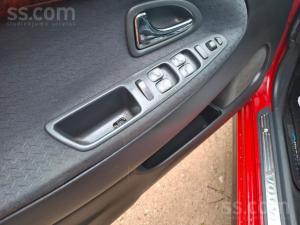 Sarkans Volvo S40 2002 Tukums, ar dzinēja tilpumu 1.80 L un nobraukumu 193 tūkst. km par 1790 €, foto 15 vietnē AUTOMOTO.COM.LV