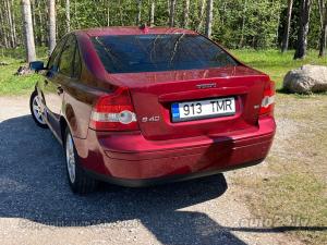 Sarkans Volvo S40 2006 Tartu, ar dzinēja tilpumu 2.40 L un nobraukumu 210 tūkst. km par 3800 €, foto 7 vietnē AUTOMOTO.COM.LV