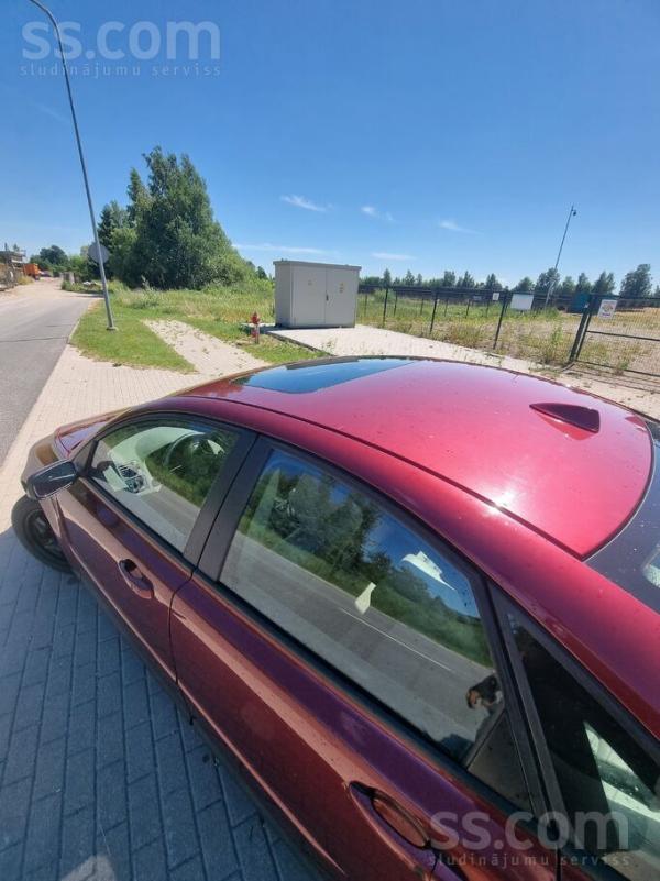 Sarkans Volvo S40 2006 Dobele, ar dzinēja tilpumu 2.40 L un nobraukumu 375 tūkst. km par 2350 €, foto 6 vietnē AUTOMOTO.COM.LV