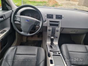 Red Volvo S40 2007 in Polva, with an engine capacity of 1.60 L and mileage of 357 thousand km for 2700 €, photo 10 on AUTOMOTO.COM.LV