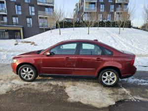 Sarkans Volvo S40 2008 Viļņa, ar dzinēja tilpumu 2.00 L un nobraukumu 270 tūkst. km par 1900 €, foto 5 vietnē AUTOMOTO.COM.LV