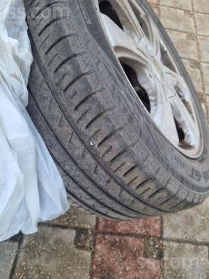 Sarkans Volvo S40 2009 Rīga, ar dzinēja tilpumu 2.00 L un nobraukumu 185 tūkst. km par 3300 €, foto 8 vietnē AUTOMOTO.COM.LV
