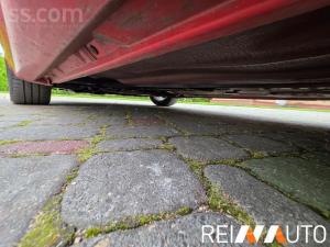 Red Volvo S40 2011 in Riga, with an engine capacity of 2.00 L and mileage of 309 thousand km for 4350 €, photo 33 on AUTOMOTO.COM.LV