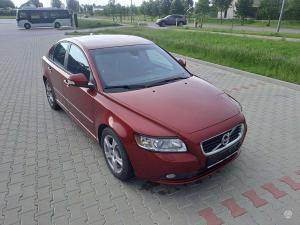 Sarkans Volvo S40 2012 Šauļi, ar dzinēja tilpumu 1.56 L un nobraukumu 248 tūkst. km par 3900 €, foto 10 vietnē AUTOMOTO.COM.LV