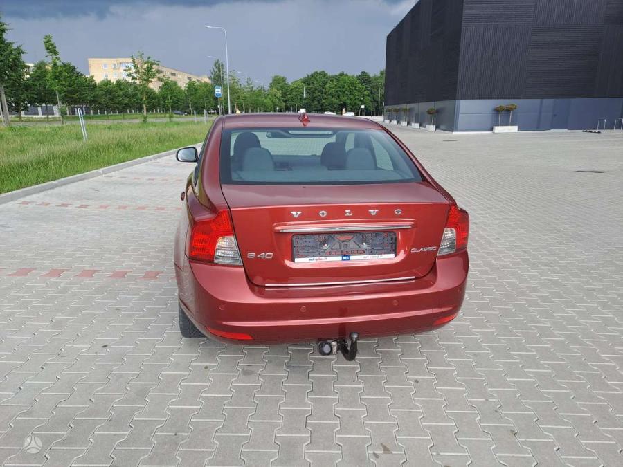 Sarkans Volvo S40 2012 Šauļi, ar dzinēja tilpumu 1.56 L un nobraukumu 248 tūkst. km par 3900 €, foto 16 vietnē AUTOMOTO.COM.LV