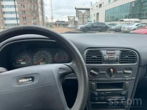 Volvo S40 1997 in Riga, with an engine capacity of 1.80 L and mileage of 0 thousand km for 1550 €, photo 2 on AUTOMOTO.COM.LV