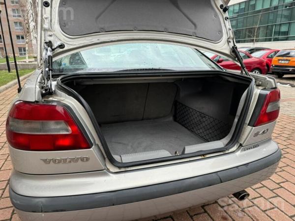 Volvo S40 1997 in Riga, with an engine capacity of 1.80 L and mileage of 0 thousand km for 1550 €, photo 5 on AUTOMOTO.COM.LV