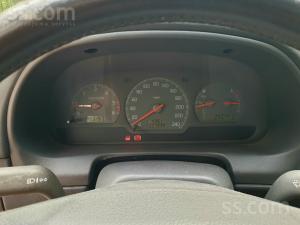 Volvo S40 2001 Rīga, ar dzinēja tilpumu 1.90 L un nobraukumu 224 tūkst. km par 1500 €, foto 10 vietnē AUTOMOTO.COM.LV