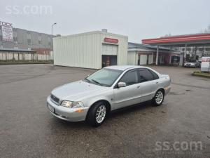 Volvo S40 2003 in Riga, with an engine capacity of 1.90 L and mileage of 340 thousand km for 1200 €, photo  on AUTOMOTO.COM.LV
