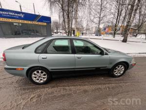 Volvo S40 2003 Rīga, ar dzinēja tilpumu 1.80 L un nobraukumu 226 tūkst. km par 1100 €, foto 3 vietnē AUTOMOTO.COM.LV