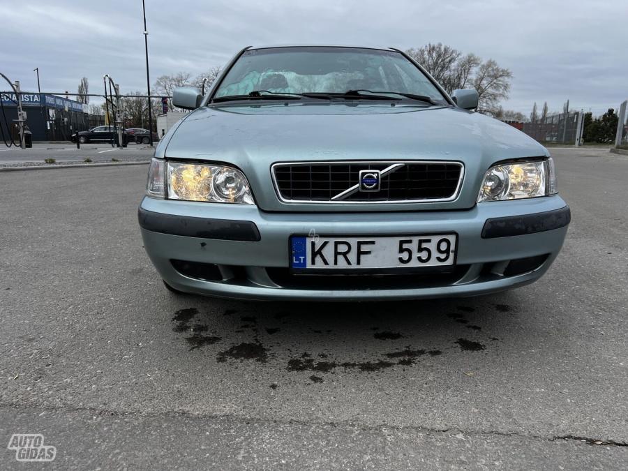 Volvo S40 2003 Klaipėda, ar dzinēja tilpumu 1.80 L un nobraukumu 297 tūkst. km par 700 €, foto 5 vietnē AUTOMOTO.COM.LV