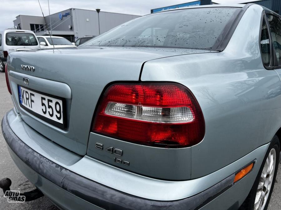 Volvo S40 2003 Klaipėda, ar dzinēja tilpumu 1.80 L un nobraukumu 297 tūkst. km par 700 €, foto 12 vietnē AUTOMOTO.COM.LV