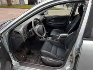 Volvo S40 2003 Klaipėda, ar dzinēja tilpumu 1.80 L un nobraukumu 297 tūkst. km par 700 €, foto 15 vietnē AUTOMOTO.COM.LV