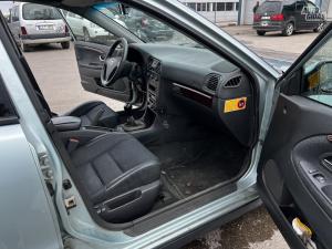 Volvo S40 2003 Klaipėda, ar dzinēja tilpumu 1.80 L un nobraukumu 297 tūkst. km par 700 €, foto 18 vietnē AUTOMOTO.COM.LV