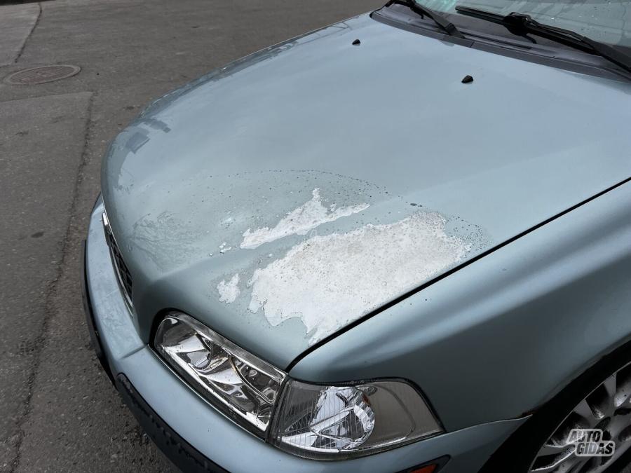 Volvo S40 2003 Klaipėda, ar dzinēja tilpumu 1.80 L un nobraukumu 297 tūkst. km par 700 €, foto 20 vietnē AUTOMOTO.COM.LV