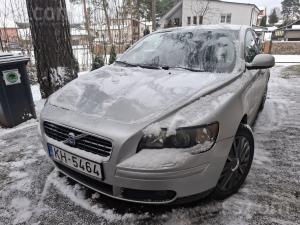 Volvo S40 2004 in Daugavpils, with an engine capacity of 2.00 L and mileage of 345 thousand km for 799 €, photo  on AUTOMOTO.COM.LV