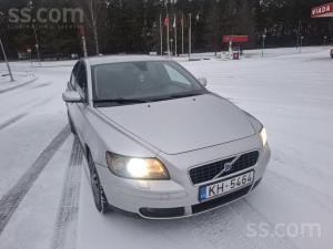 Volvo S40 2004 Daugavpils, ar dzinēja tilpumu 2.00 L un nobraukumu 345 tūkst. km par 750 €, foto 6 vietnē AUTOMOTO.COM.LV