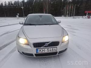 Volvo S40 2004 Daugavpils, ar dzinēja tilpumu 2.00 L un nobraukumu 345 tūkst. km par 750 €, foto 7 vietnē AUTOMOTO.COM.LV