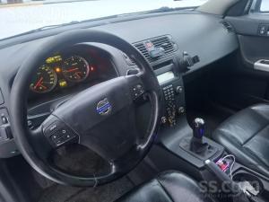 Volvo S40 2004 Daugavpils, ar dzinēja tilpumu 2.00 L un nobraukumu 345 tūkst. km par 750 €, foto 9 vietnē AUTOMOTO.COM.LV