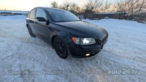 Volvo S40 2004 Rakvere, ar dzinēja tilpumu 2.00 L un nobraukumu 0 tūkst. km par 1599 €, foto 3 vietnē AUTOMOTO.COM.LV