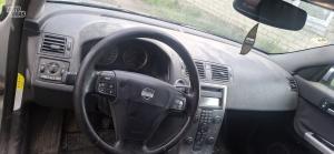 Volvo S40 2004 Klaipėda, ar dzinēja tilpumu 2.00 L un nobraukumu 300 tūkst. km par 750 €, foto 5 vietnē AUTOMOTO.COM.LV