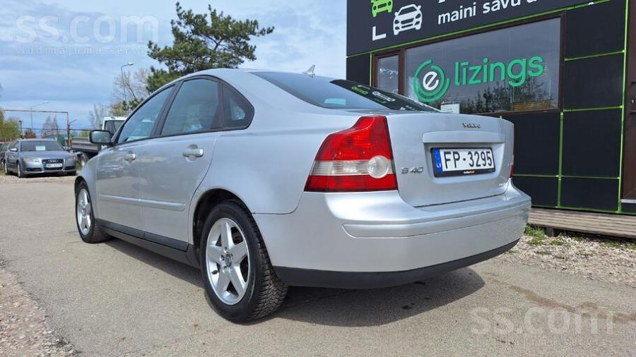 Вольво С40 2004 в Рига, объемом двигателя 2.40 л и пробегом 283 тыс. км за 1650 €, фото 4 на AUTOMOTO.COM.LV